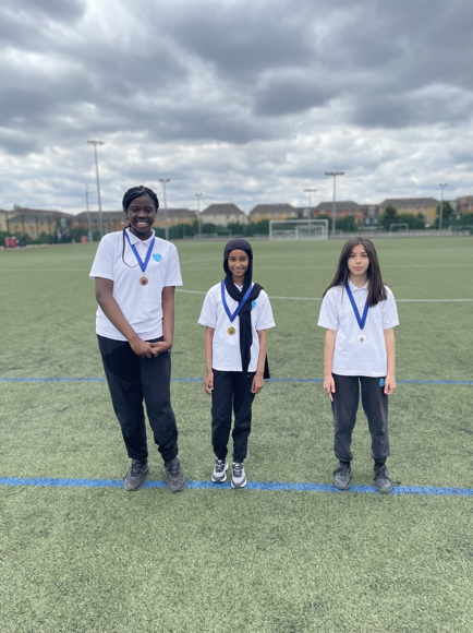 Sports day - News - Loxford School