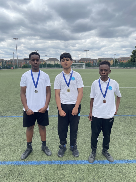 Sports day - News - Loxford School