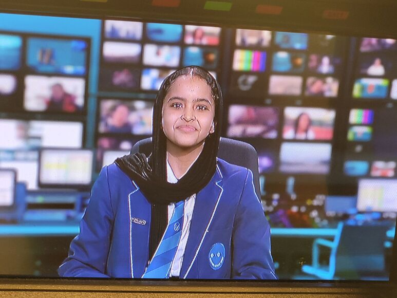 ITN Visit - News - Loxford School